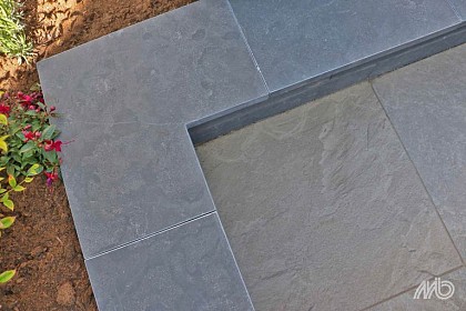Spotted Bluestone binnenhoek 30/30x15x3cm Gezoet | Verhoeven Tuinhout ...